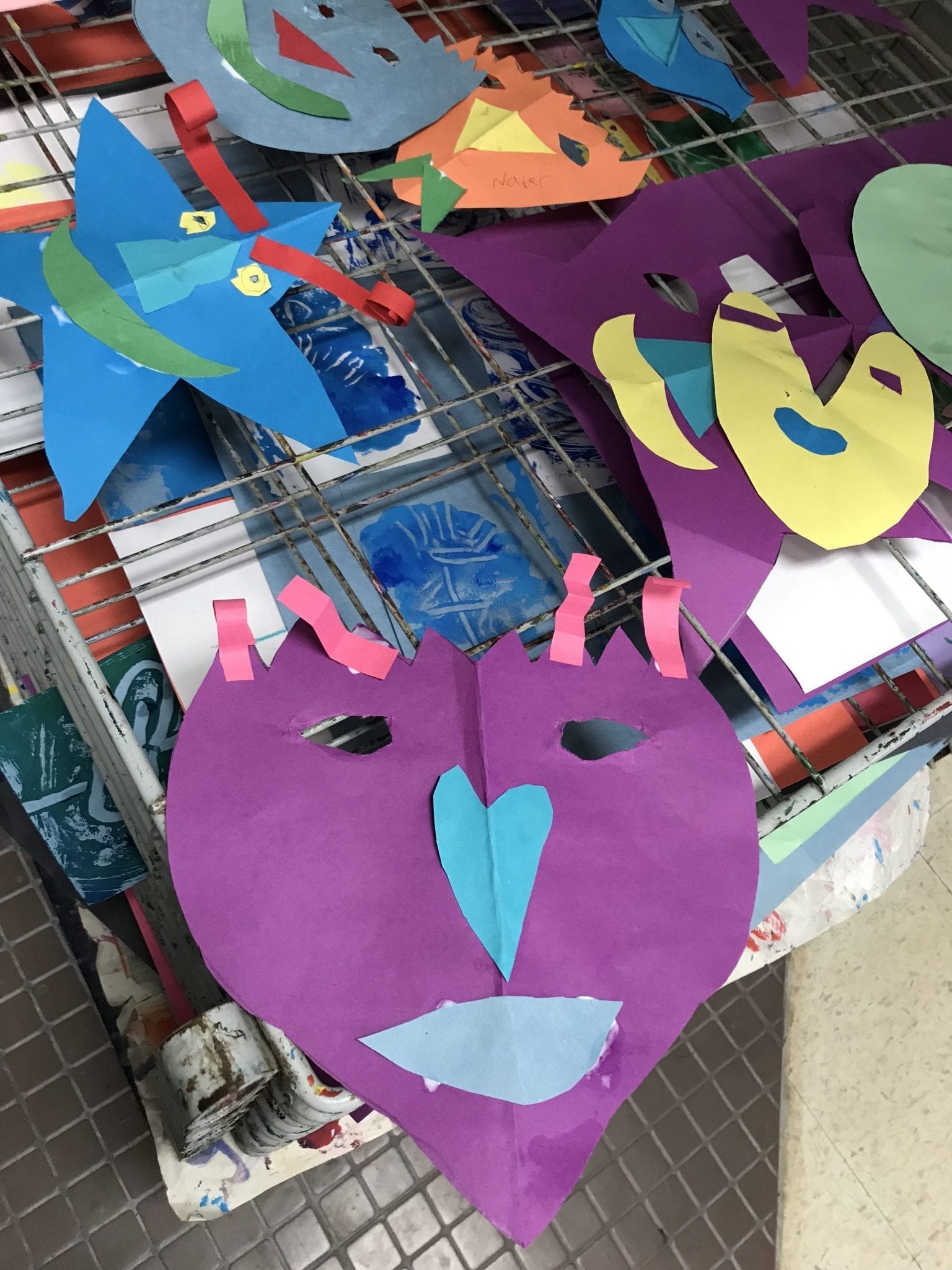 First Grade Symmetry Masks – Art With Ms. Bruce