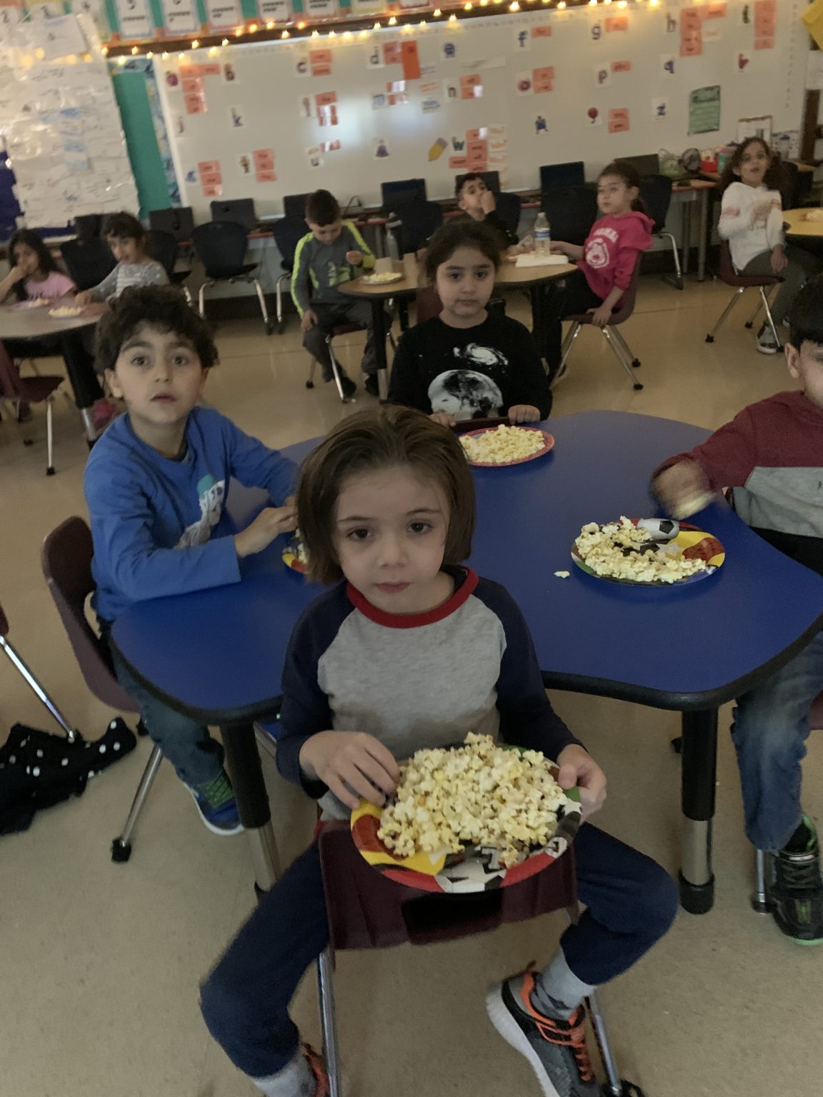 Today we earned a movie and popcorn party by kindness!! 🎥 🍿 🐧 🎶 💗 ask ...