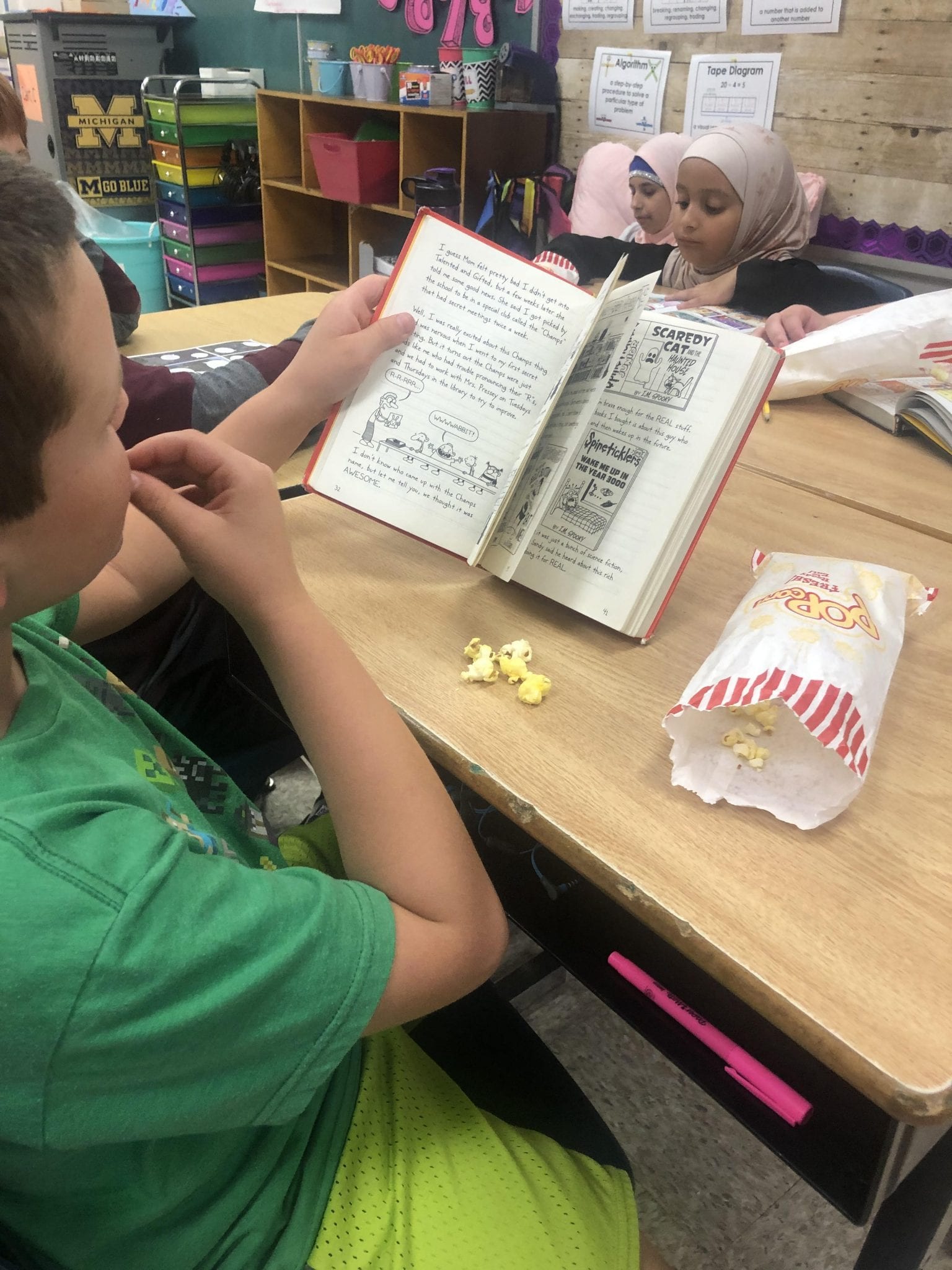 Ms. Reslan's Classroom | Popcorn Reading!